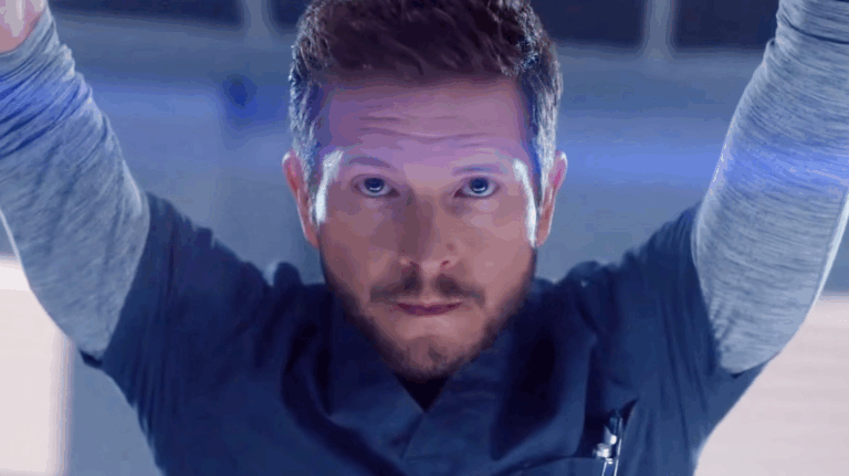 Tudo sobre Chris Harrell: Tributo em The Resident e Sua História